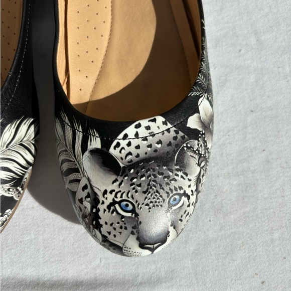 Anuschka | Shoes | Anuschka Cleopatras Leopard Natalie Print Black ...